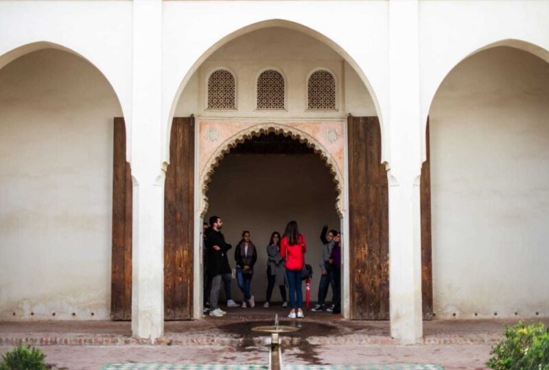 Málaga: Alcazaba and Roman Theatre Guided Tour With Entry - Practical Tips to Maximize Your Visit