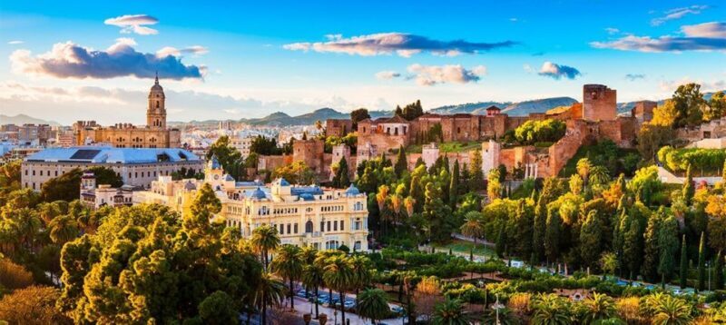 Málaga: Cathedral, Alcazaba, Roman Theater Walking Tour - Key Points