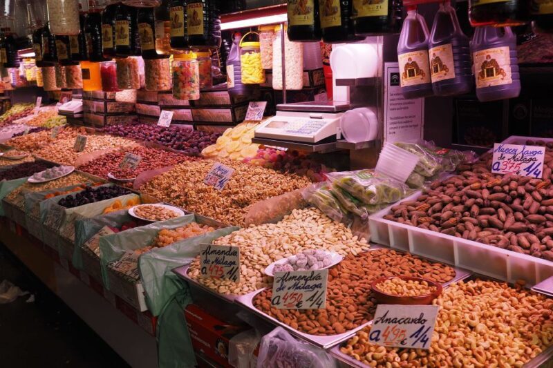 Malaga: City Center Walking Tour with Tapas Food Tastings - Exploring the Itinerary in Detail