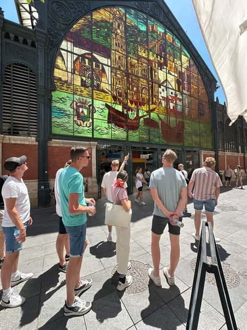 Málaga: City Highlights and Tapas Tasting Tour - A Closer Look at the Málaga Highlights and Tapas Tour