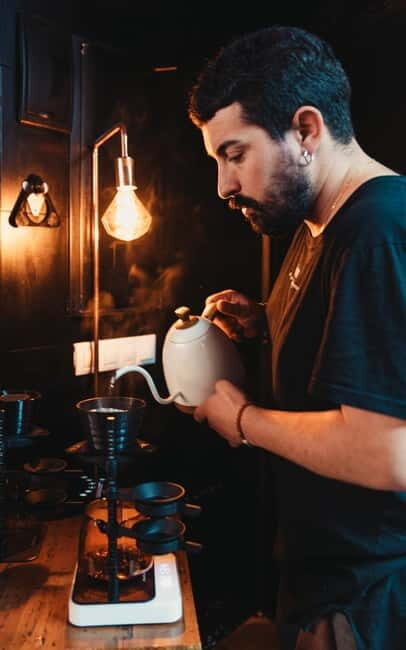 Malaga Coffee Tour & City Tour - with Spanish Tapas & Drinks - Exploring Malaga’s Historic Heart