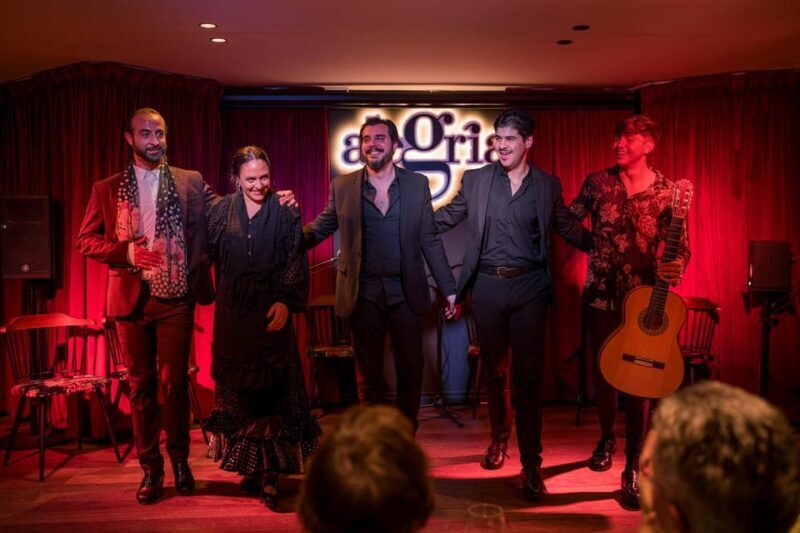 Málaga: Flamenco Course 4pm + 1-Hour Show, 3 Tapas and Drink - Key Points