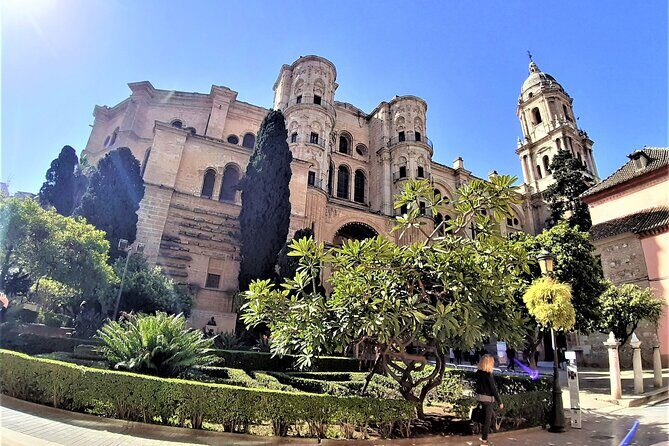 Malaga: group walking Tour - Authentic Experiences and Insights