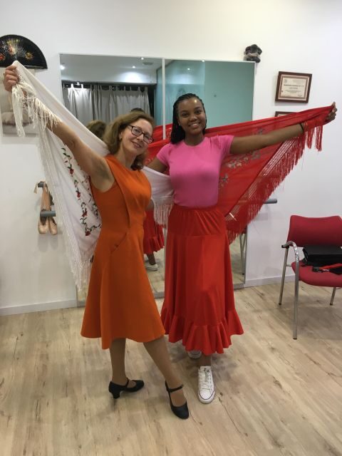 Málaga: Learn to dance flamenco rumba in 45 minutes - Who Will Love This Experience?