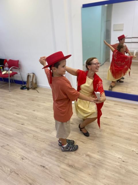 Málaga: Learn to dance flamenco rumba in 45 minutes - FAQ
