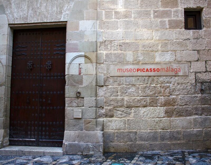 Malaga: Picasso Museum Guided Tour with Skip-the-Line Ticket - The Personalities Behind the Paintings