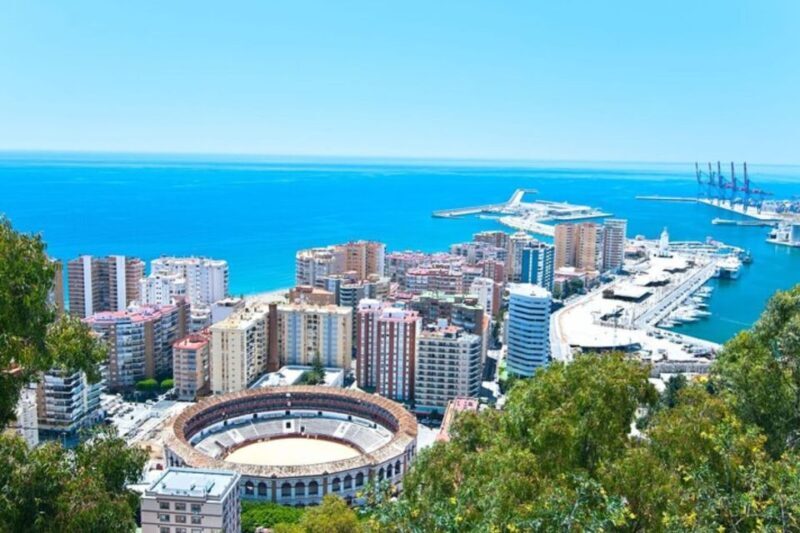 Malaga: Private custom Walking tour with a local guide - What to Expect During Your Tour