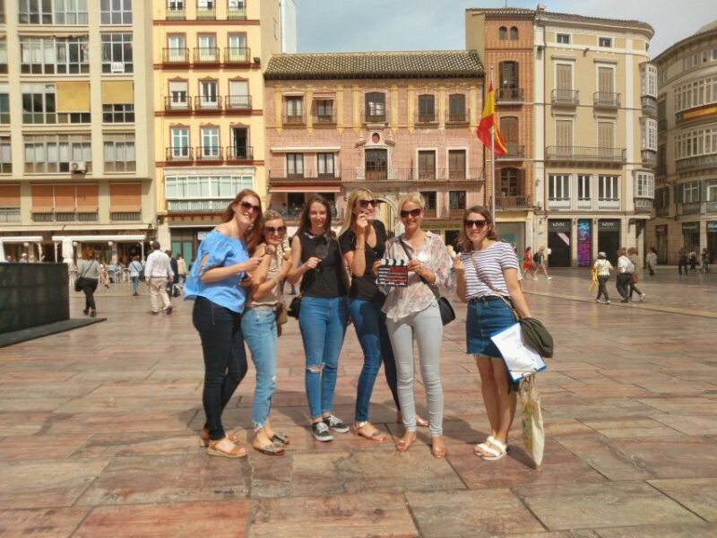 Málaga: Private Sightseeing Treasure Hunt - Accessibility and Practical Info