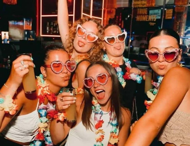 Málaga: Pub Crawl Málaga Madness - The Itinerary: What Will You Experience?