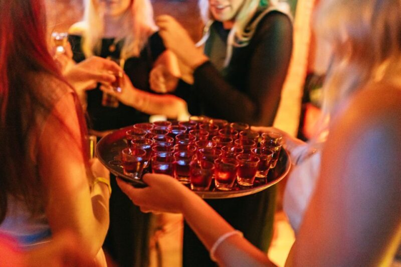 Malaga: Pubs and Clubs Crawl - Authentic Experiences Based on Reviews