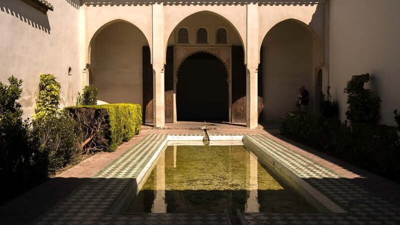 Málaga: Roman Theatre and Alcazaba Guided Tour - Who Should Sign Up