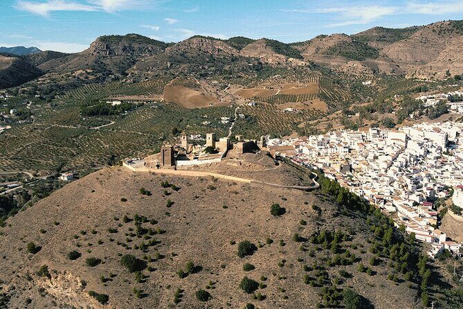 Málaga SmallGroup Wine Tour  Álora Castle Views & 4 Tastings - The Historic Heart of Álora: Old Town & Castle