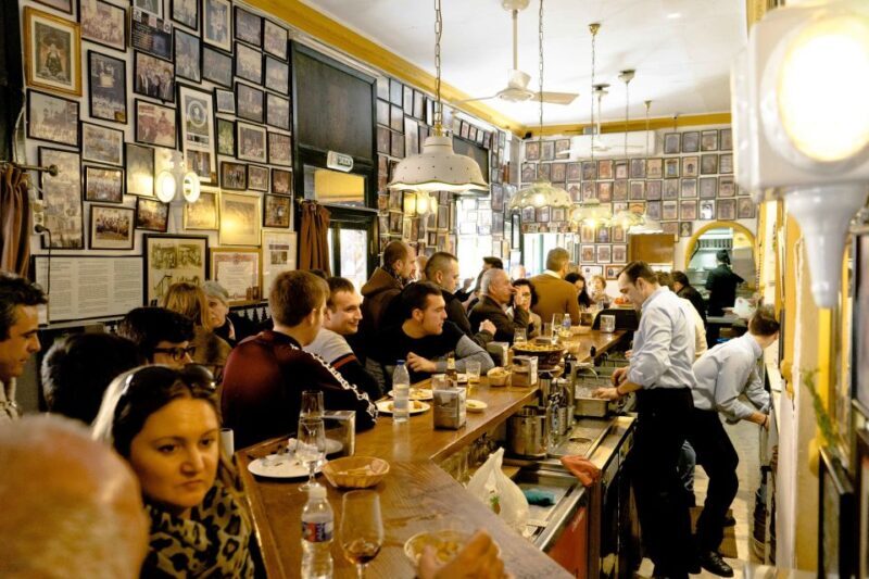 Malaga: Tapas Crawl - Why This Tour Works Well