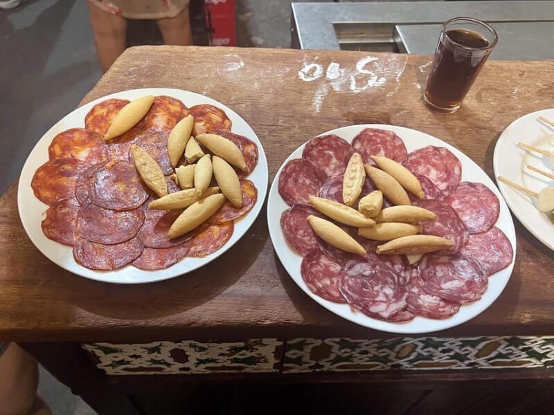 Malaga: Wine and Tapas Tour with Tastings and Drinks - Who Will Love This Tour?