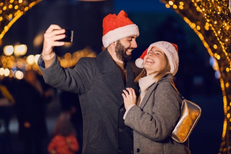 Málagas Festive Lights: A Christmas Walking Tour - Key Points