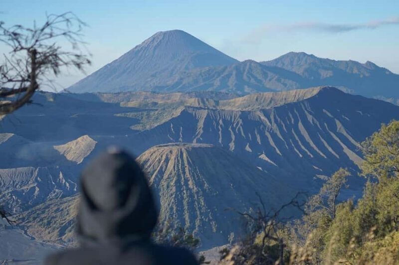 Malang: Mount Bromo Sunrise Tour with Jeep Ride - The Experience in Detail