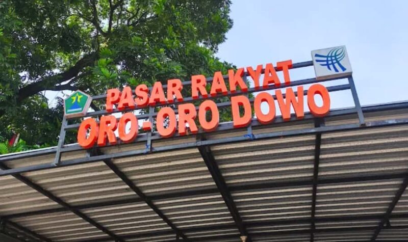 Malang: Pasar Oro-Oro Dowo Market Tour with Local Guide - Who This Tour Is Perfect For