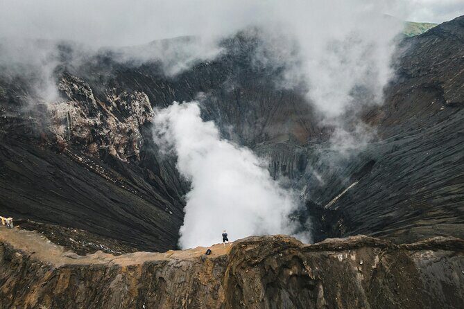 Malang : Private Sunrise Tour to Bromo with Crater Exploration - The Sum Up: Who Should Consider This Tour?