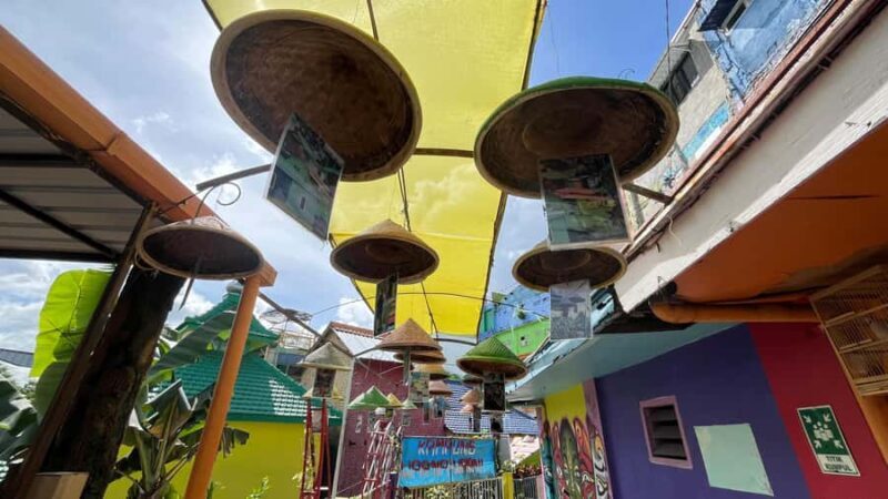 Malang: Rainbow Village & Kayutangan Heritage Walking Tour - Key Points