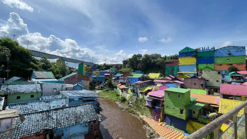 Malang: Rainbow Village & Kayutangan Heritage Walking Tour - Final Thoughts: Who Will Enjoy This Tour?