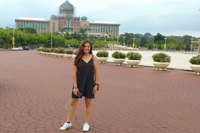 Malaysias administrative capital (Putrajaya Tour) - An In-Depth Look at the Putrajaya Tour