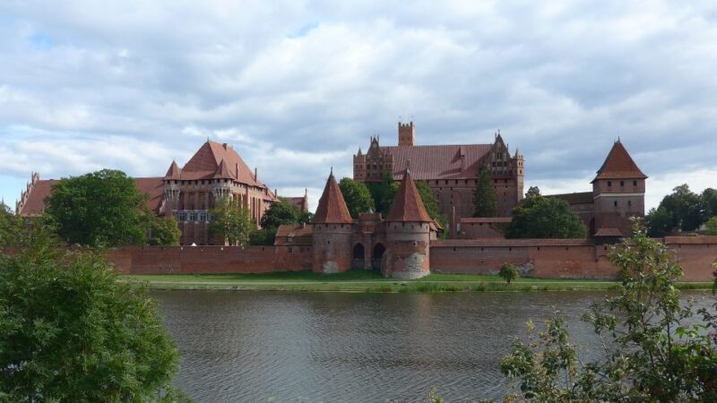Malbork Castle Tour: 6-Hour Private Tour - FAQ
