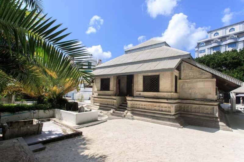 Maldives: Male City Highlights Tour by Car with Local Guide - An In-Depth Look at the Male City Highlights Tour