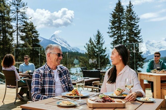 Maligne Lake Cruise - The Human Touch: Guides and Crew