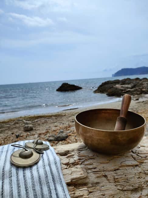 Mallorca: Golden Hour Mindful Wine Tasting & Sound Ritual - A Deep Dive into the Experience