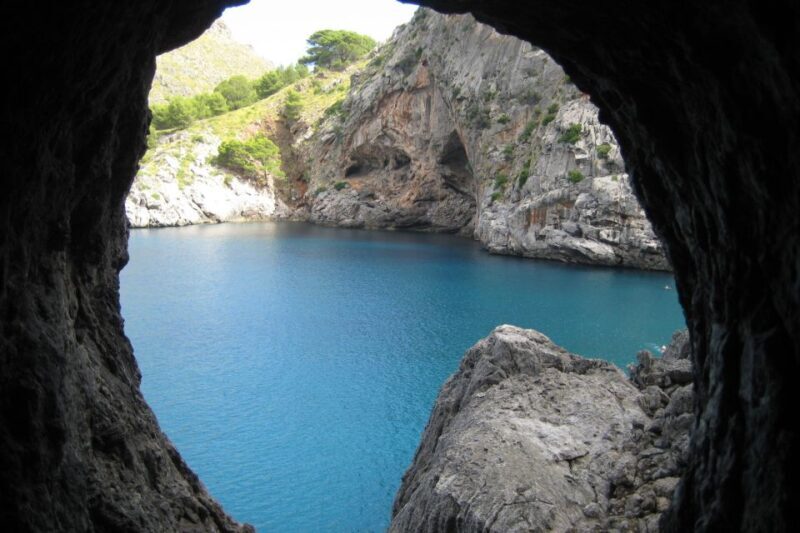 Mallorca: Island Tour with Boat, Train, and Hotel Transfer - Key Points