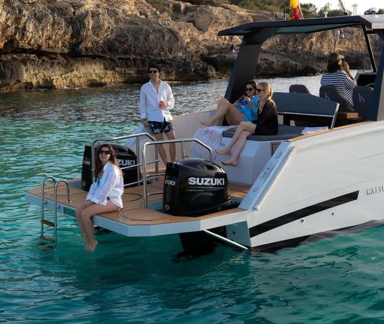 Mallorca: Private boat with Skipper from Playa de Palma - The Experience Provider: Sa Calma Boats