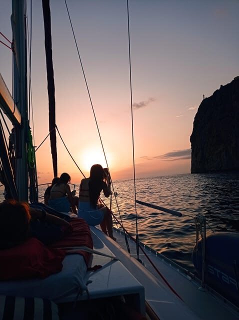 Mallorca: Private sailing trip with skipper - The Sum Up