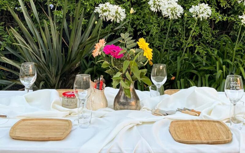 Mallorca: Private Wine and Ceramics Workshop with Artist - Key Points