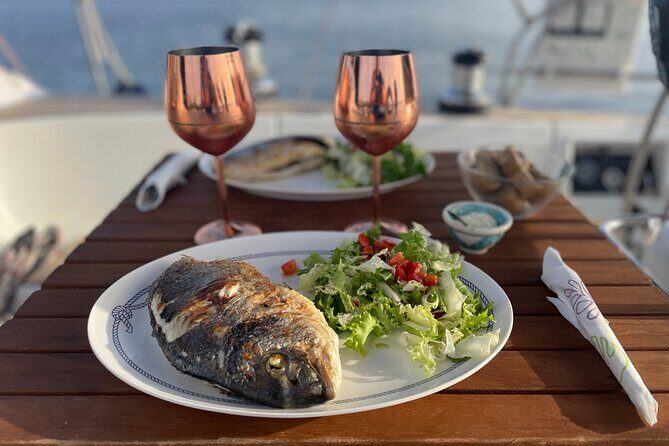 Mallorca sailing tour with tapas and wine - Timing, Group Size, and Booking