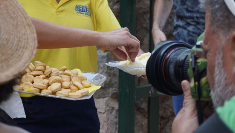 Mallorca: Tramuntana Mountains Tour with Local Guide & Lunch - The Guide: Knowledge & Personality
