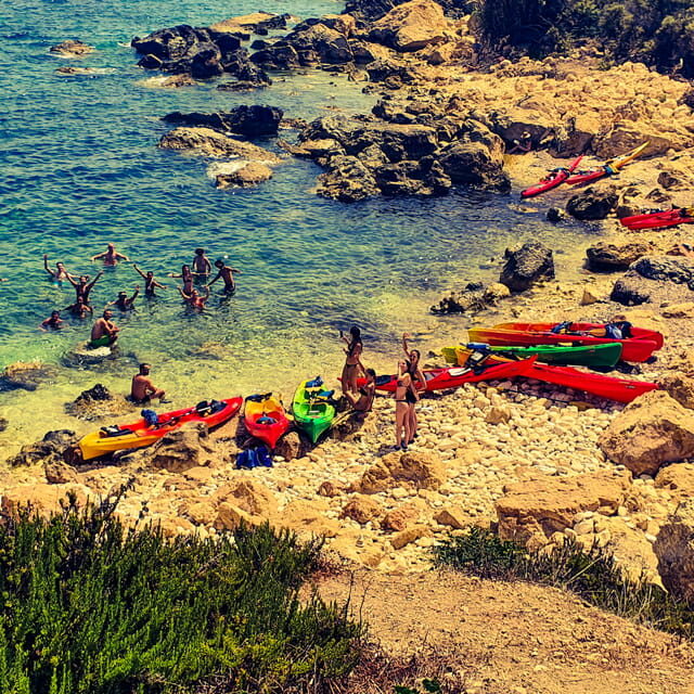 Malta: Guided Kayak Tour with Free Photos Included - Analyzing the Value