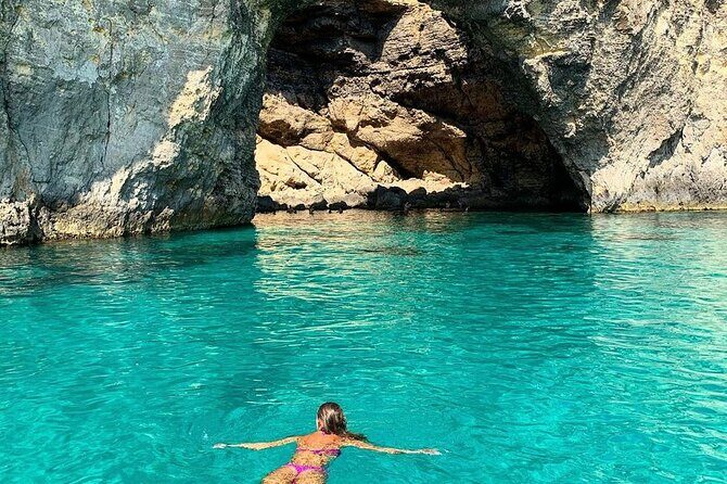 Malta Private Boat Trip: Blue Lagoon, Gozo and Comino T3 - An Honest Look at the Experience