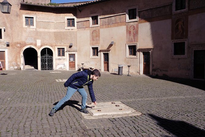 Mamma Mia! Discover the Mysteries Inside Castel Sant'Angelo Tour - Duration and Group Size