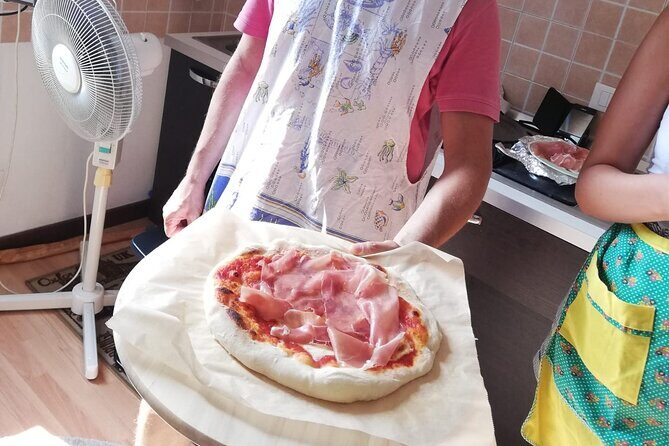 Mamma Mia! Make Your Own Italian Pizza in Milan - Group Size and Duration