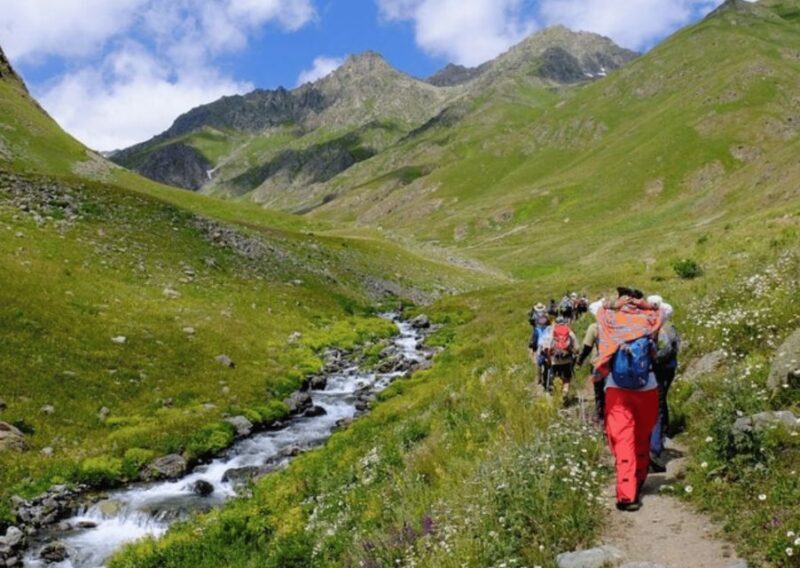 Manali Nature Walk (3 Hours Guided Trekking Experience) - The Itinerary in Detail
