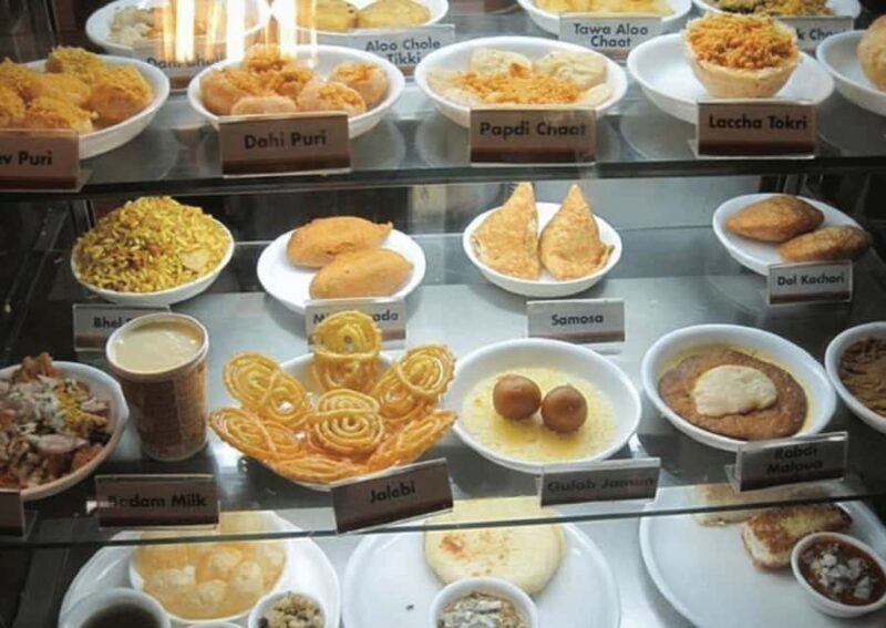 Manali Street Food Crawl (2 Hours Guided Food Tasting Tour) - Key Points