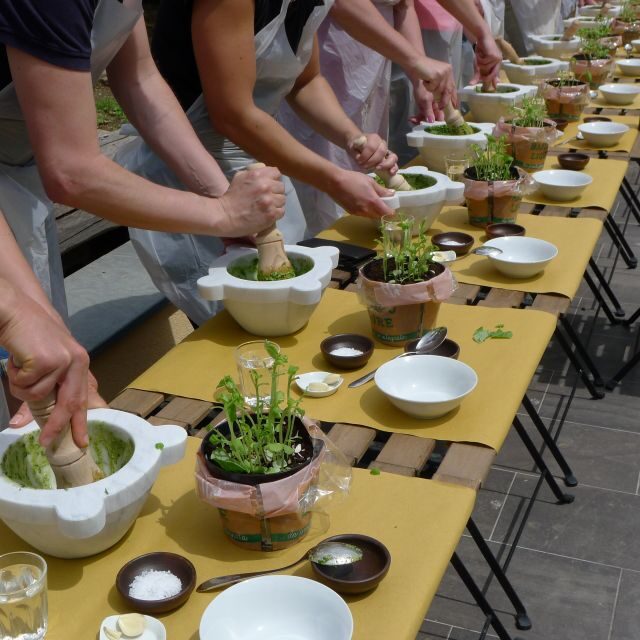 Manarola: Pesto Making Class with Tasting and Wine - A Genuine Taste of Ligurian Culture and Cuisine