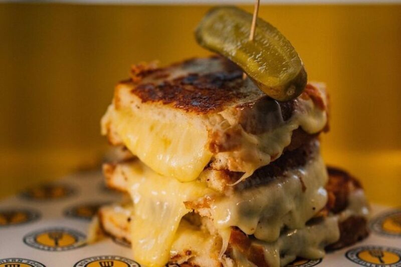Manchester: Guided Cheese Crawl with Tastings - Key Points