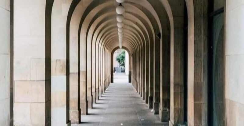 Manchester: Sightseeing Walking Custom Tour with a Guide - Who Should Consider This Tour?