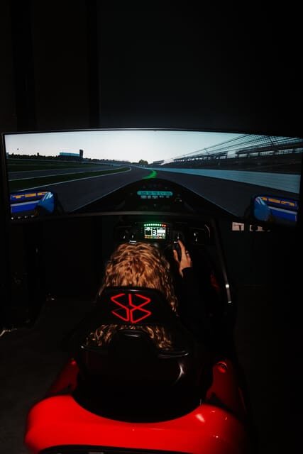 Manchester: Trax Social Racing Simulator Experience - Who Will Enjoy This the Most?