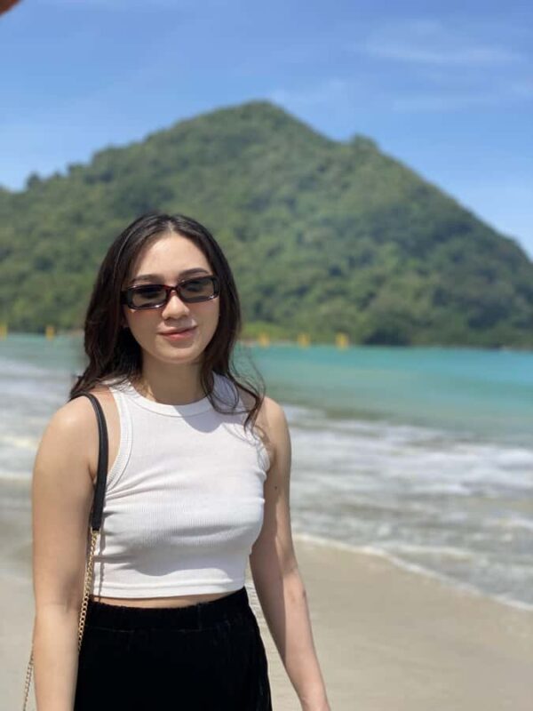 Mandalika, Lombok: Beach Hopping Tour & Sasak Traditions - The Sum Up