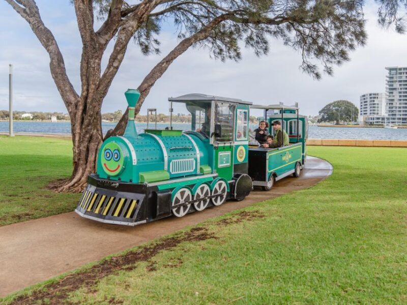 Mandjar Bay - Mini Toot - What You Can Expect from the Mini Toot Experience