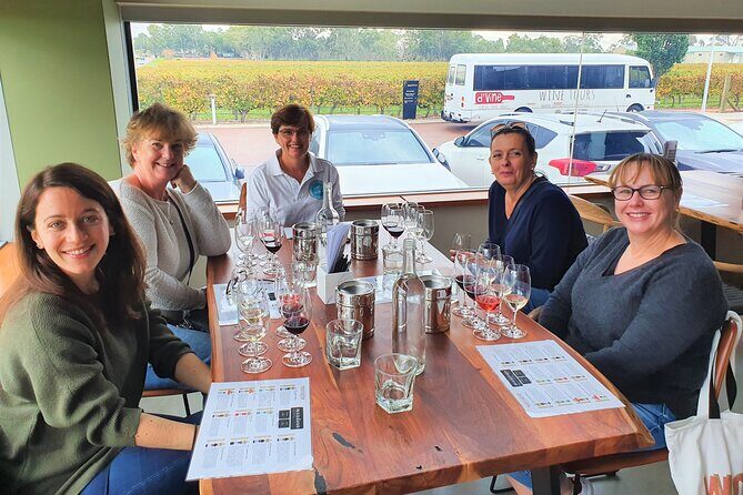 Mandoon Winery and Kayak Tour with wine tasting - Key Points
