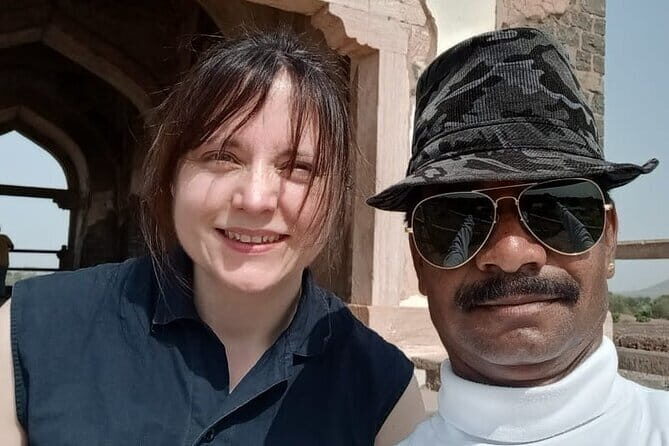 Mandu & Maheshwar Day Tour from Indore with Guide & Entrances - Who Will Appreciate This Tour?