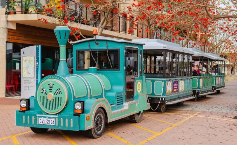 Mandurah: Big Toot 30 mins scenic tour - Who Will Love It?